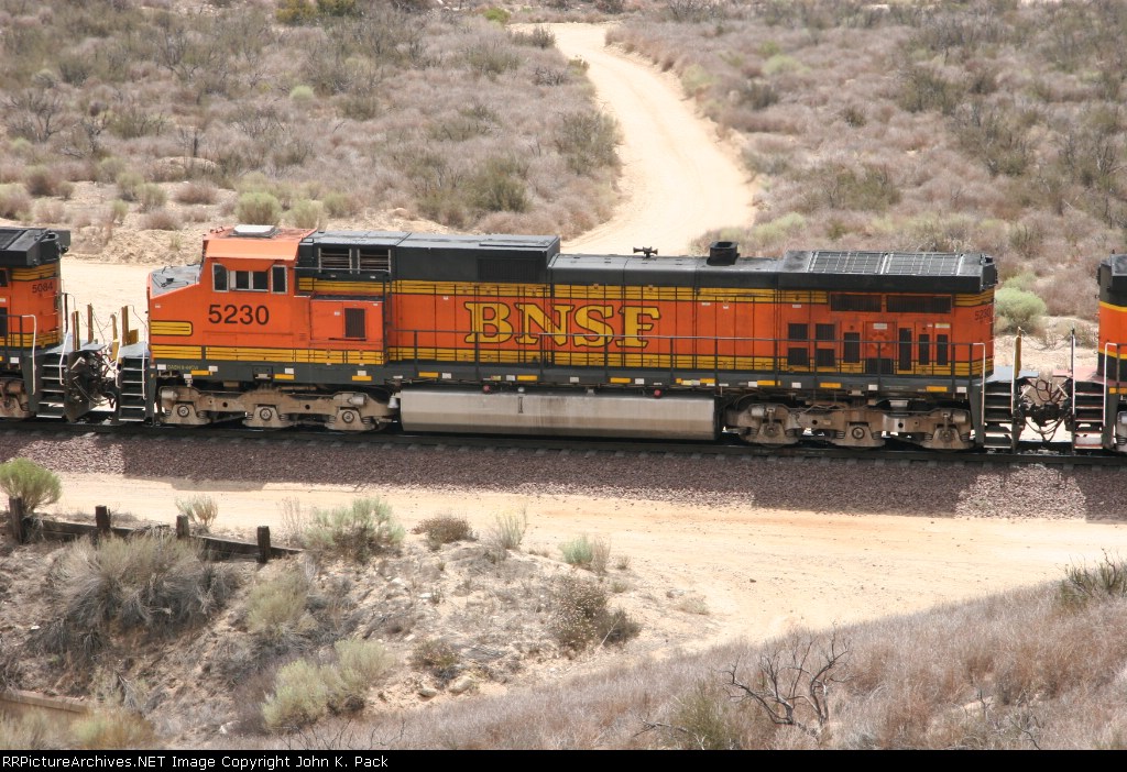 BNSF 5230